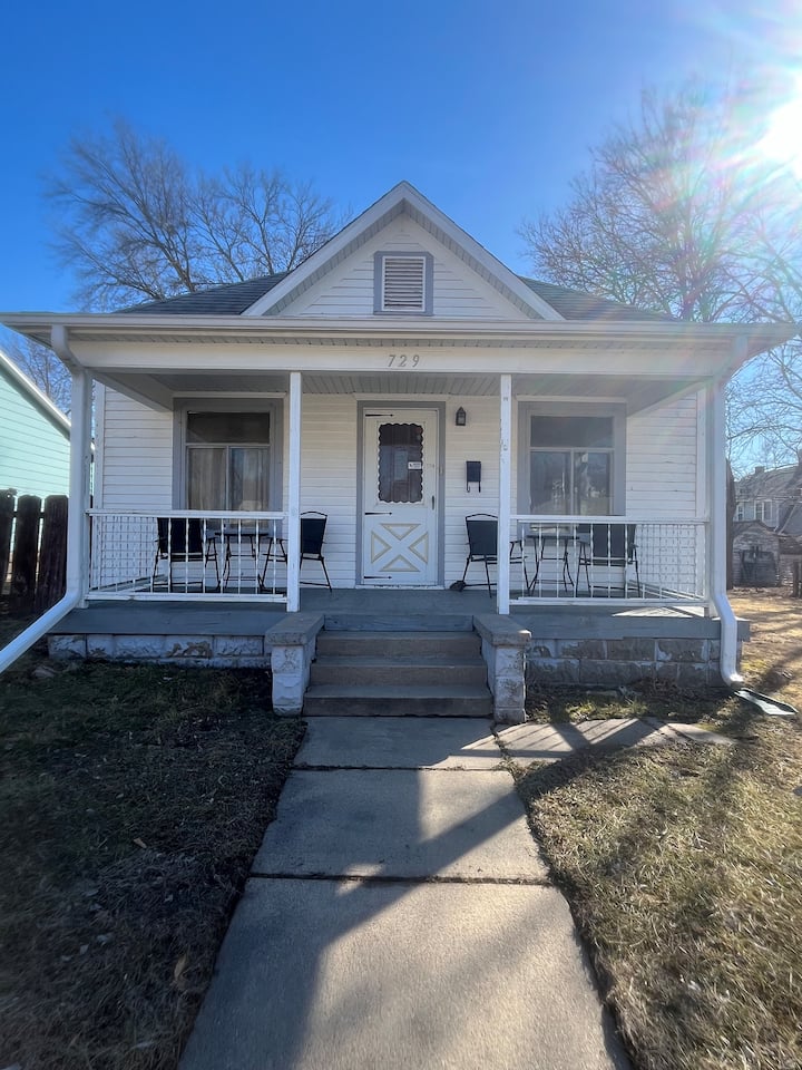 Home Away From Home - Bluestem Lake, NE