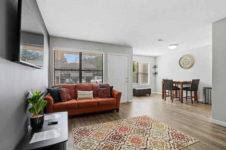 Modern & Classic|with Private Office Space - Durham, NC