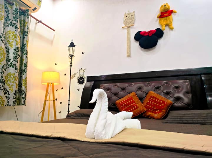 Preeti : Calm & Cozy Abode - Lucknow