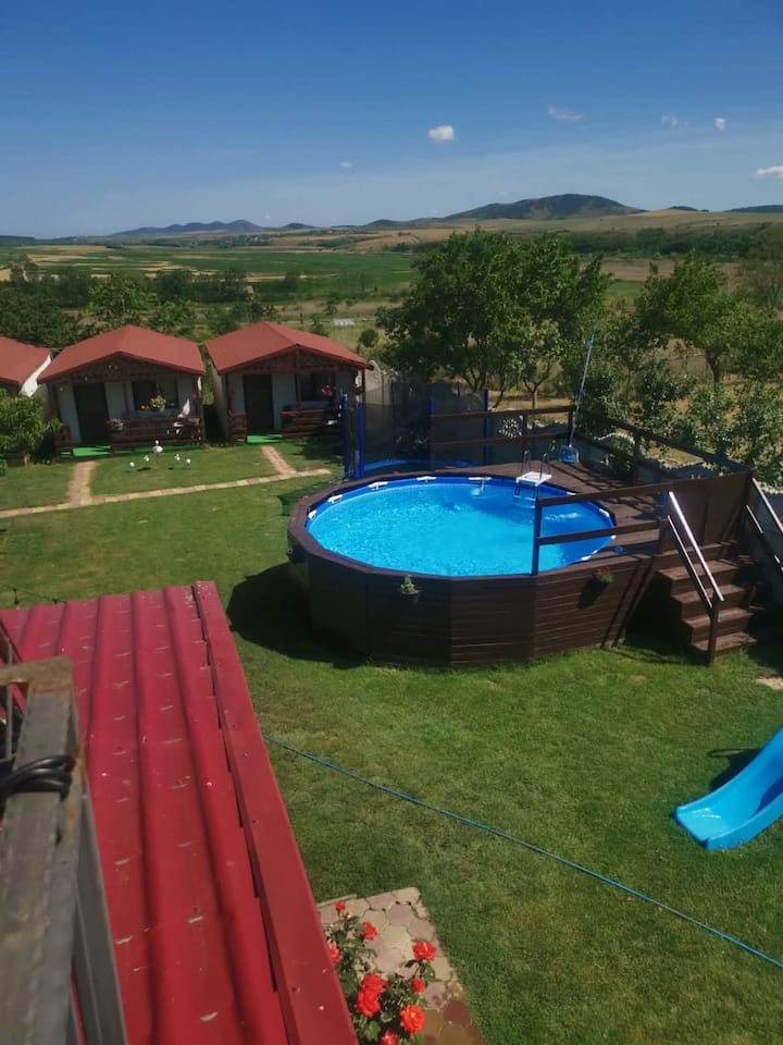 La 3 Căsuțe - Tulcea