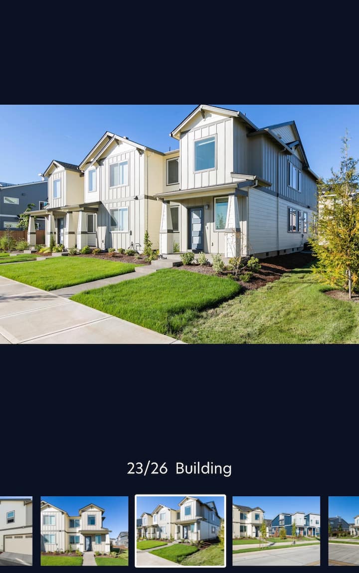 Stylish Home In A Beautiful & Modern Neighborhood - Hillsboro, OR