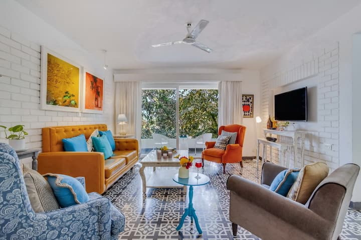 Artistic 2bhk W/ Pool & Balcony 10 Min To Candolim - India