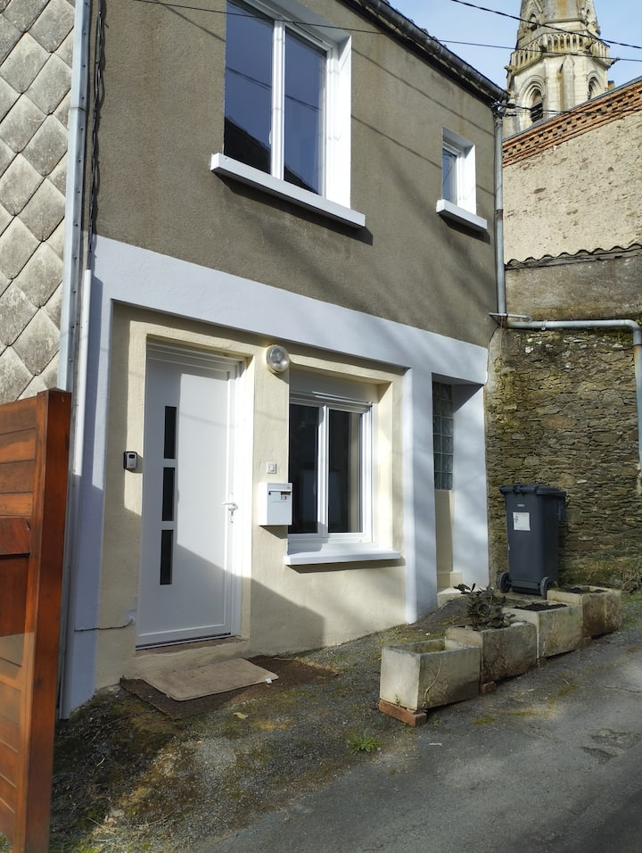 Maison Au Calme Dans Une Impasse - Ancenis