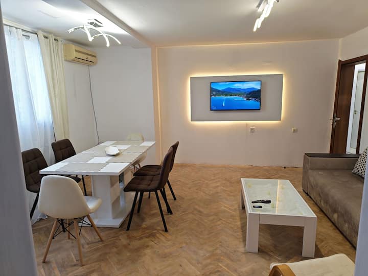 Aglaya 2 - Lazur - Burgas