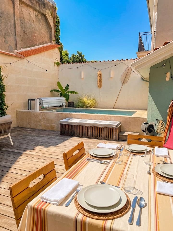 Maison Avec Piscine: 5 Chambres - Bordeaux