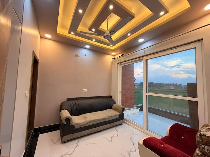 Peacefully Place From The Doorstep - Lucknow