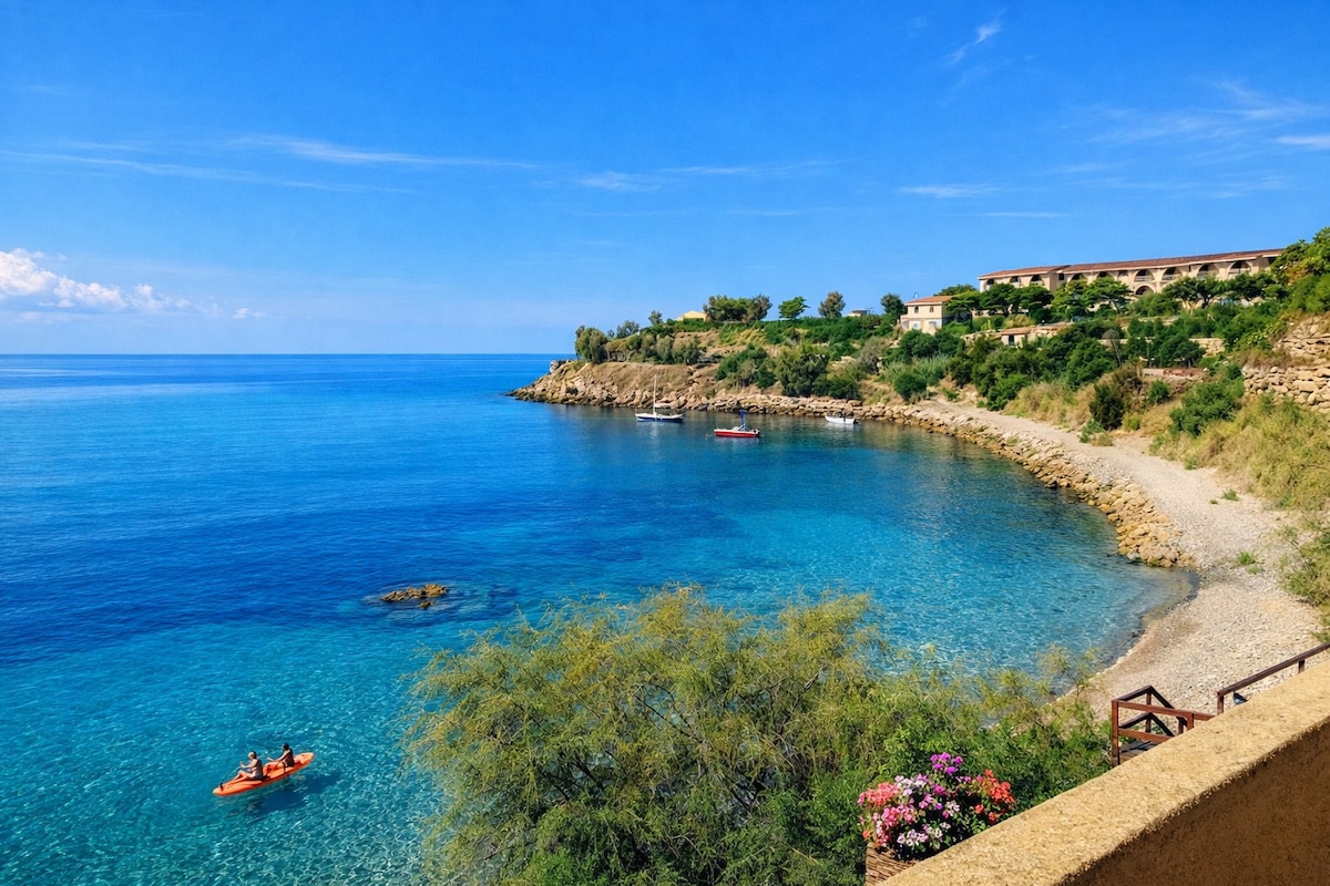 Casas de vacaciones en Cala Greca - Departamentos en renta en Isola di ...