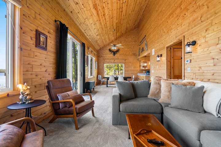 All-sports Lake Cabin W/ Private Dock + Fire Pit - Gaylord, MI