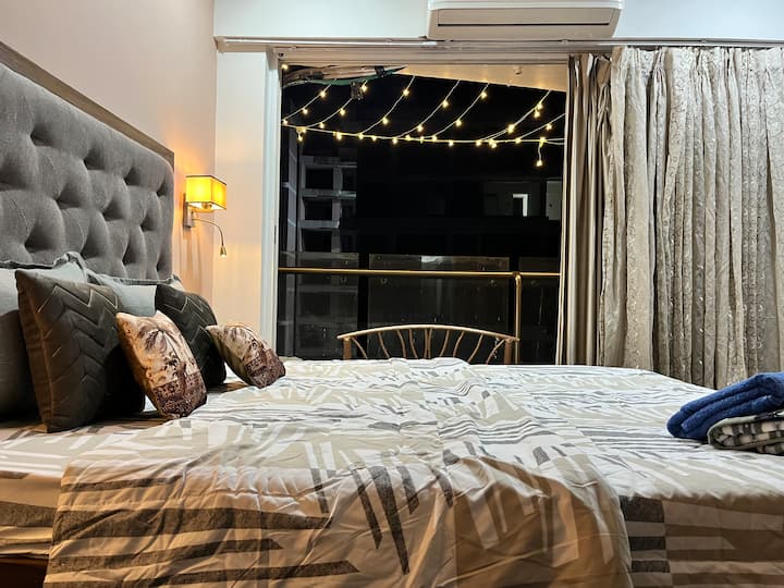 Spacious 4bhk Flat - Indore