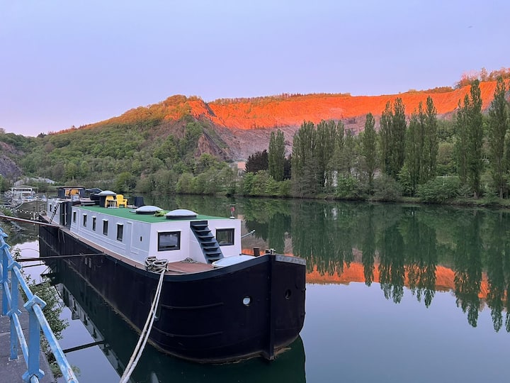 Logement Péniche Graziella, Entre Namur Et Dinant - Dinant