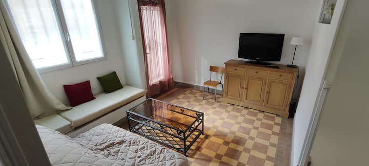 Appartement à Deux Pas Du Centre - Arlés