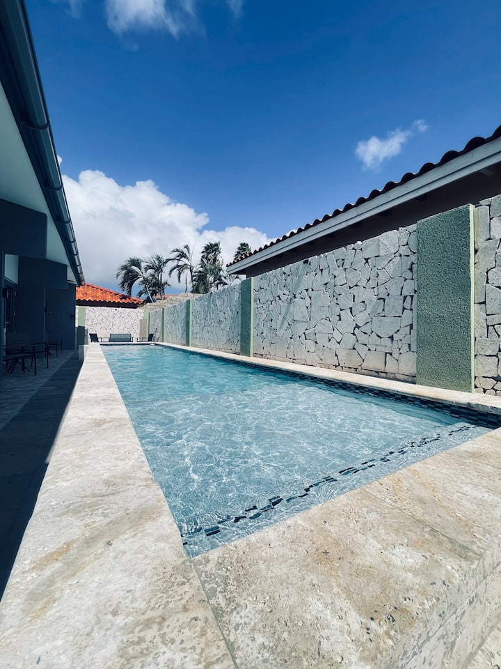 Sealevel Apt 5,luxury Apartment 5 Min To The Beach - Aruba