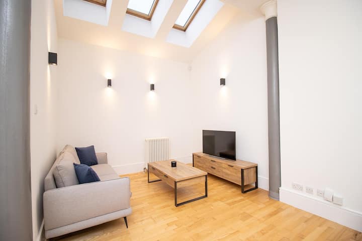 King’s Cross Station | Chic 1-bed Apartment - London