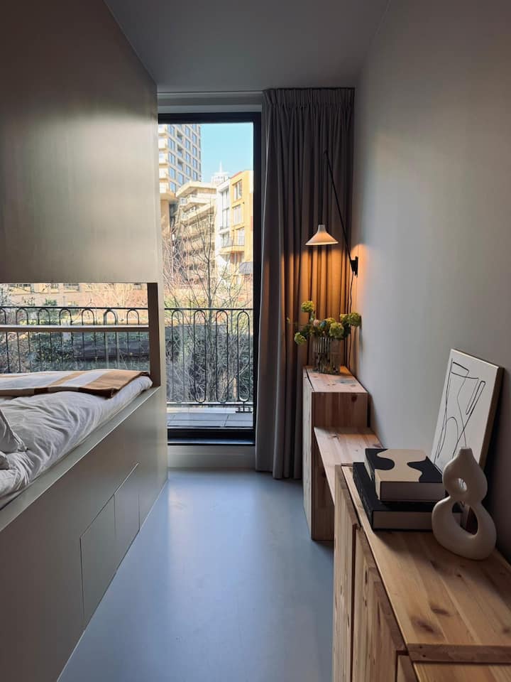 Boutique Loft Studio W/ Balcony | 7min Centre - Amsterdam