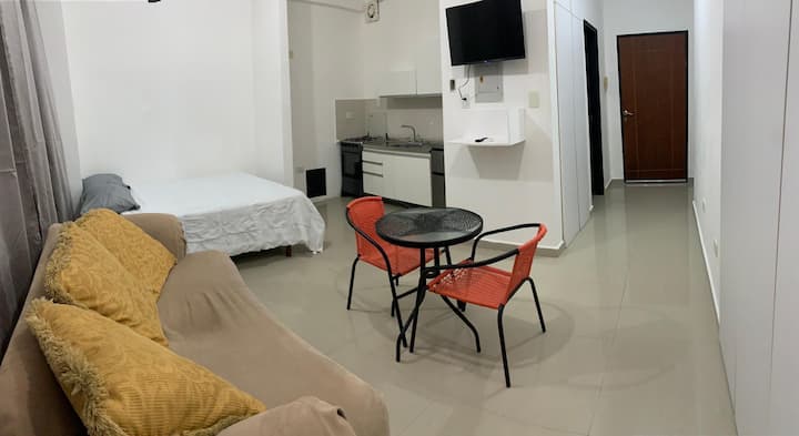 Cómodo Apartamento En Zona Exclusiva - Venezuela