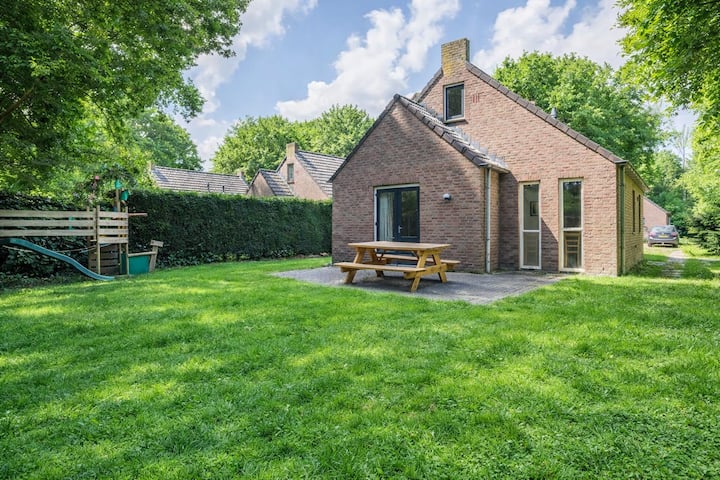 Kidsproof Vakantiehuis Met Tuin & Speelplek - Nijmegen