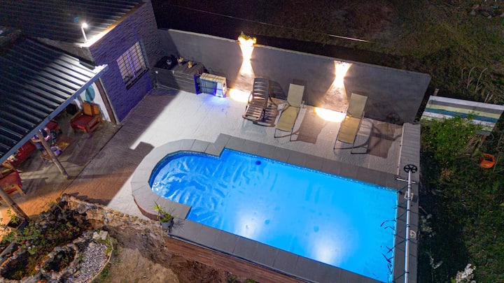 Casa Con Piscina Climatizada En Las Vegas - La Floresta