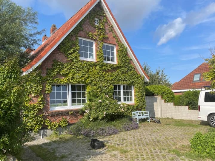Sonniges Familienhaus Am Feldrand Mit Garten - Fehmarn