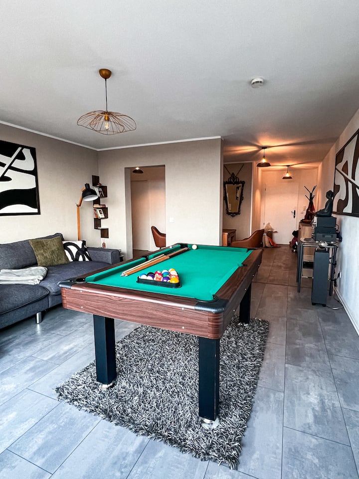 Helles Design-apartment Mit Billard & 2 Balkonen - Ingolstadt