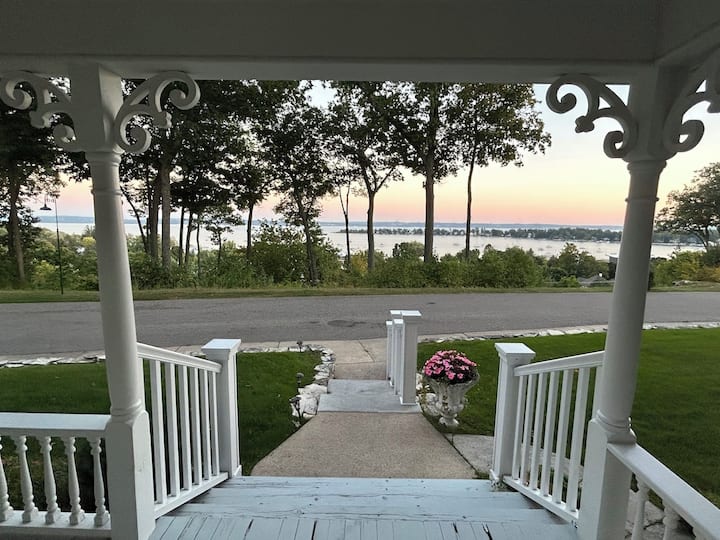 East Bluff Overlook - Harbor Springs, MI