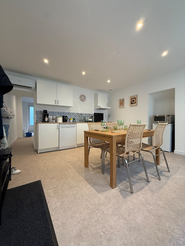 Le Logis Du Val – Patio Privé Au Cœur De Briey - Briey