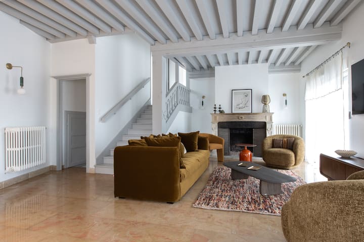 Maison Chic Avec Piscine Et Garage. Proche Prenois - Dijon