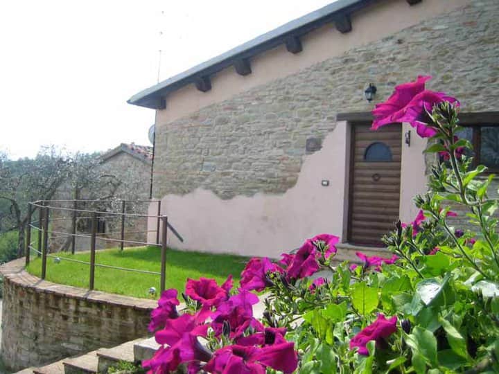 Casa Vacanza La Valle Ad Urbino Nelle Marche - Urbino