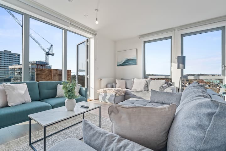 Luxury Penthouse Wembley Stadium Sleeps 10+parking - Hounslow