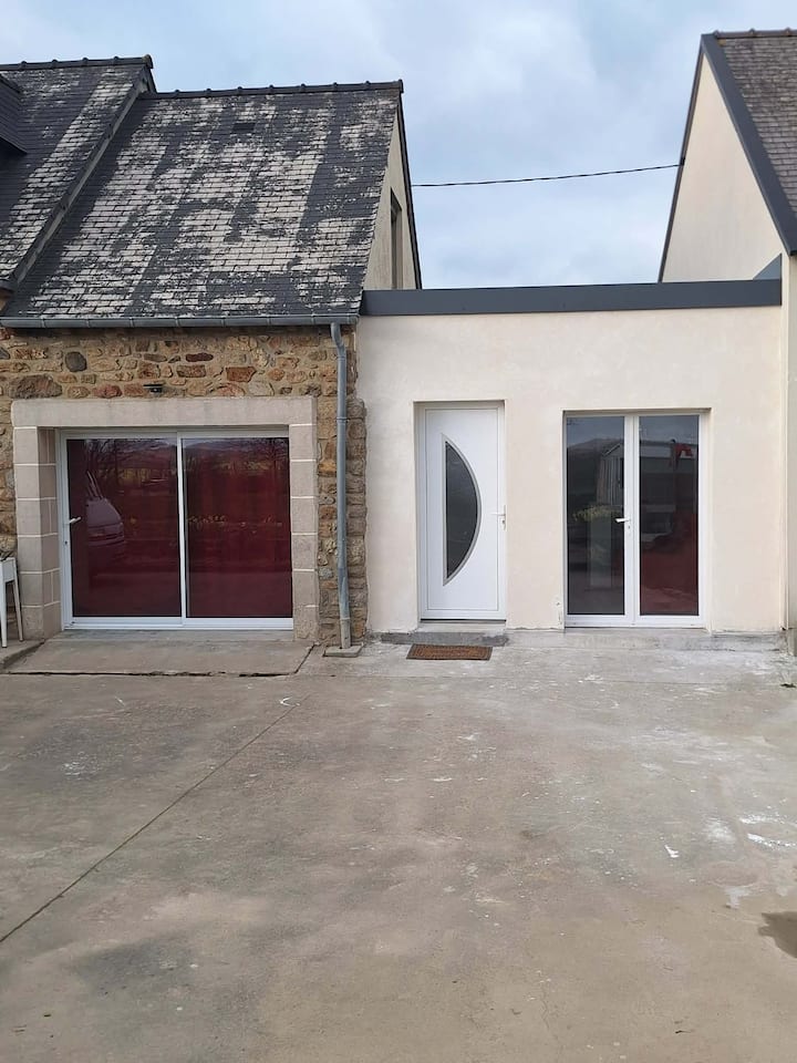 Maison Neuve 50 M2
Près Campagne/mer
Cap Fréhel - Lamballe