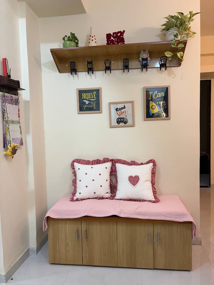 Cozy 2bhk | 10 Mins To Sula | Nashik’s Best Spot - Nashik