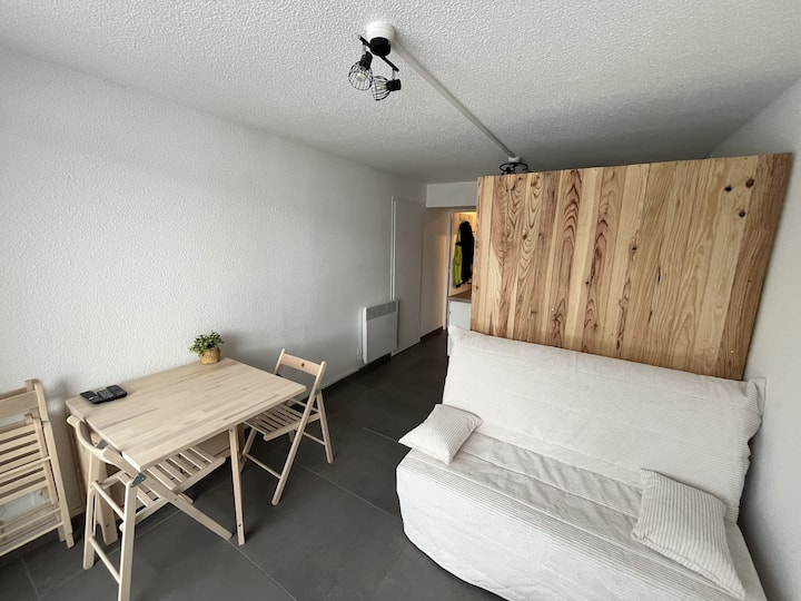 Studio Au Pied Des Pistes – Vue Montagne Et Balcon - Saint-Sorlin-d'Arves