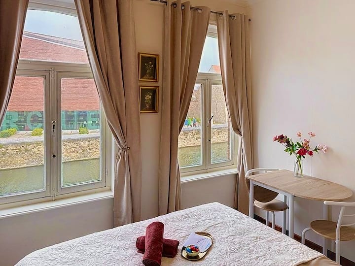 Coupure Canal House - Damme, Belgique