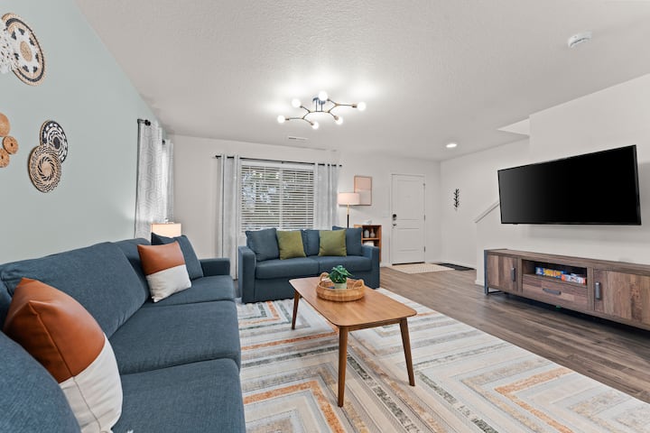 Spacious Vancouver Stay | Near Dining & I-205 - Vancouver, WA