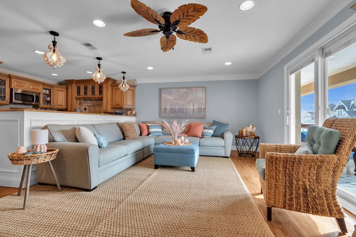 The Blue Lagoon-2 Bed, 2 Bath Condo Steps To Beach - Manasquan, NJ