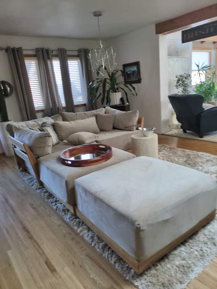 Beautiful Espanola Influenced. - Española, NM