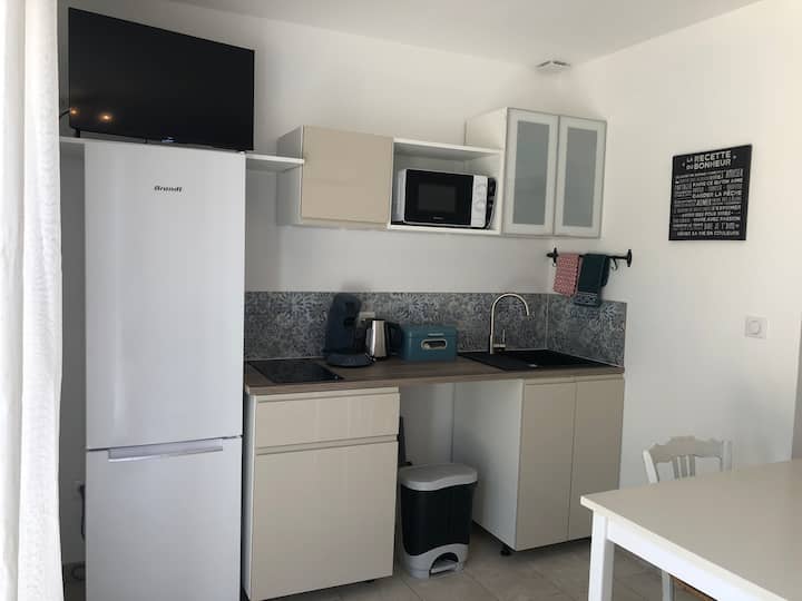 B&b Avec Cuisine, Clim, Terrasse, Parking Gratuit - Cavaillon