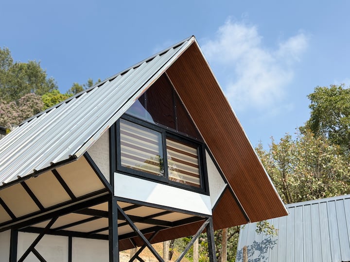 Skyview A-frame Mountain Hut - Munnar