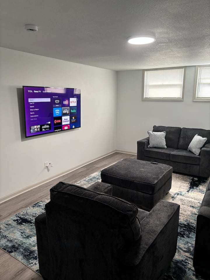World Cup 2026 Kc Stay | Queen Bed & Fast Wi-fi - Kansas City, MO