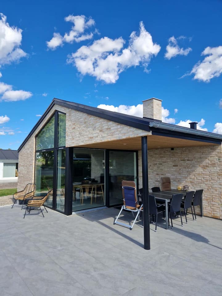 Lækkert Nybygget Sommerhus Med Udsigt - Sønderborg