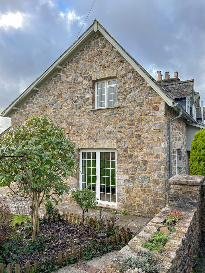 Ft Private 6 Person Yoga Studio - Ashburton, UK