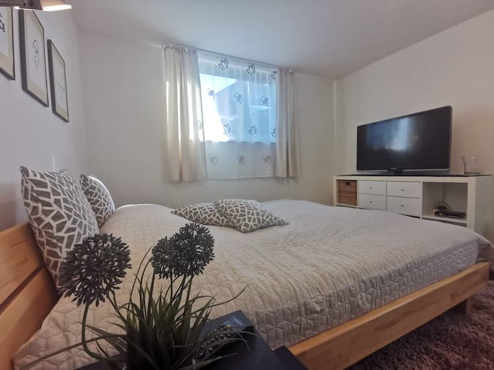 Frisch Renovierte Wohnung In Der Kernstadt - Paderborn