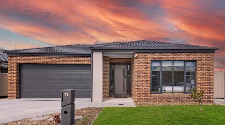 Bluegrass Boutique | Ballarat Goldfields Retreat - Ballarat