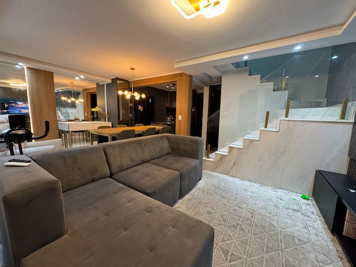 Casa Premium Com Toque De Luxo Ideal Para Famílias - São José dos Pinhais