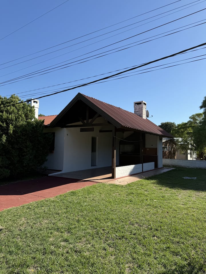 Casa En Los Pinos, A 1 Cuadra De La Playa - San José Department