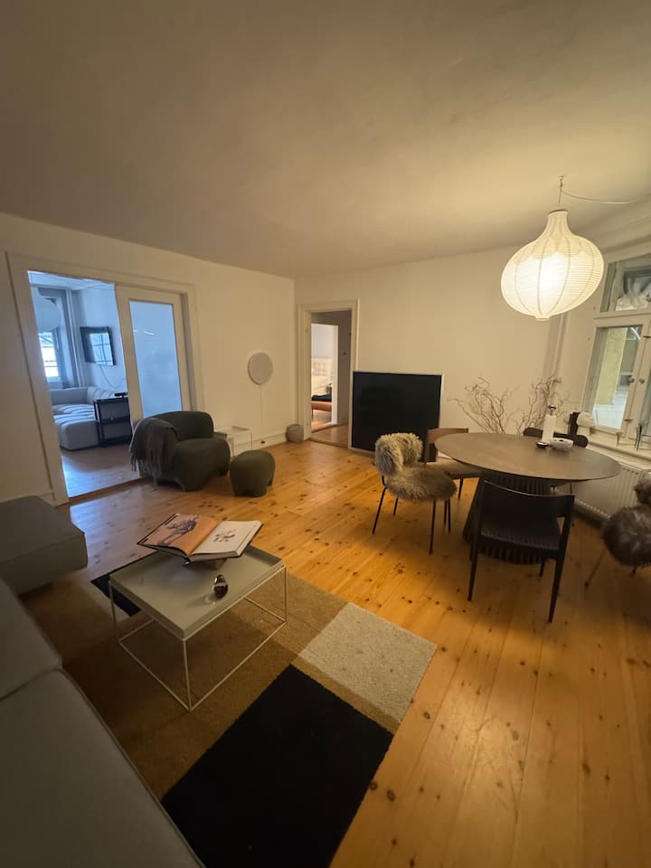 Bo Midt I København, Stilfuld Lejlighed Tæt På Alt - Copenhagen