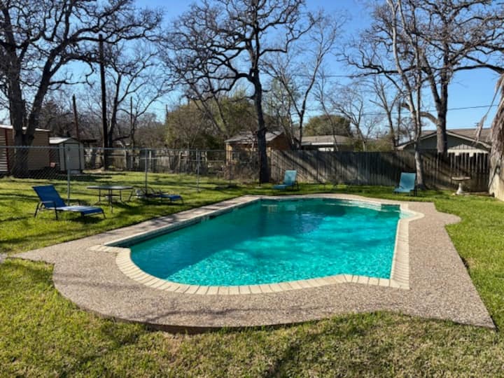 Mitchell Manor - Kyle Field - College Station