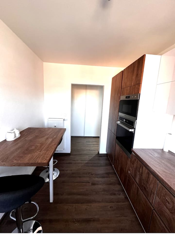 Ges. Unterkunft: 2 Zimmer Wohnung In Isernhagen - Burgwedel