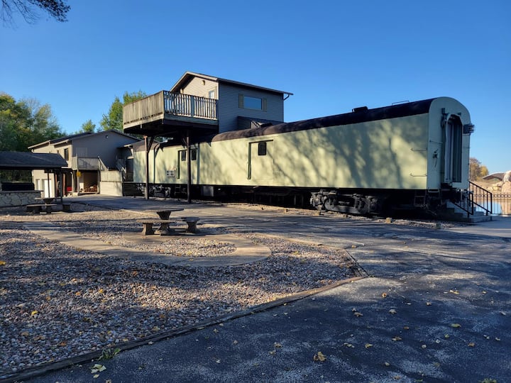 The Duck Inn Lodge - Train Car Section - Prairie du Chien, WI
