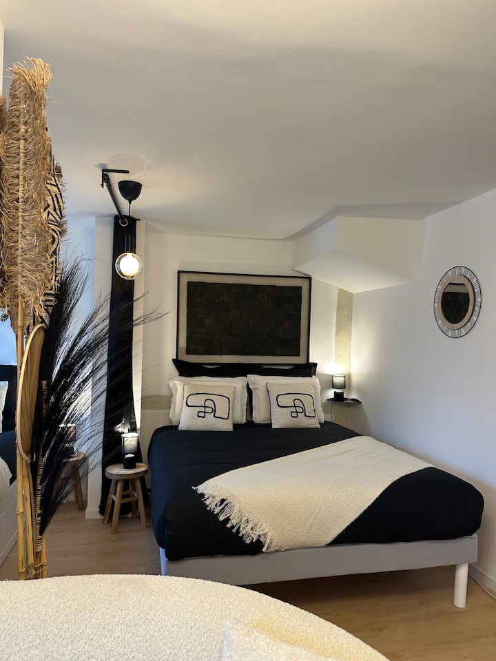 Duochic En Duplex|coeur De Ville|2 Parkings Inclus - 沙特爾