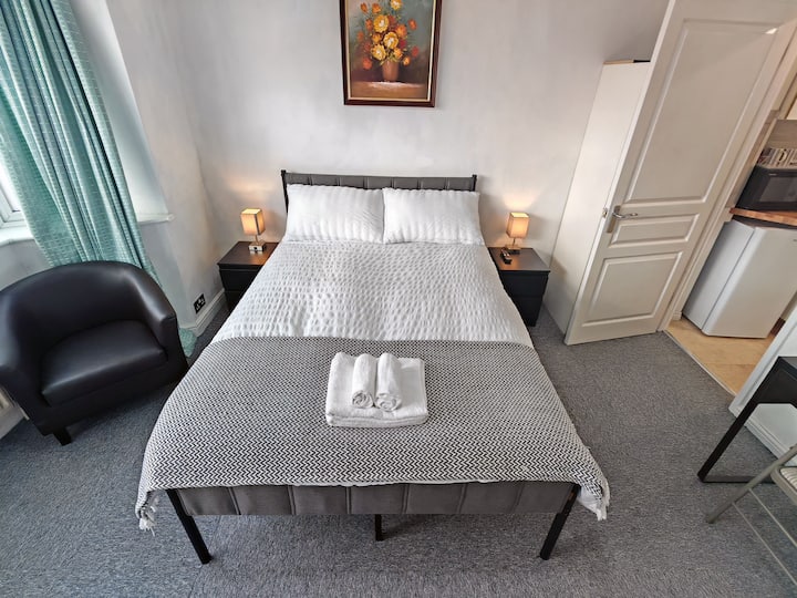 Lilac Studio - Self Contained One-bed Studio Flat - Oxford